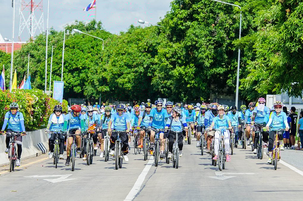 Guinness World Records Day (November 21st, 2024) | Days Of The Year