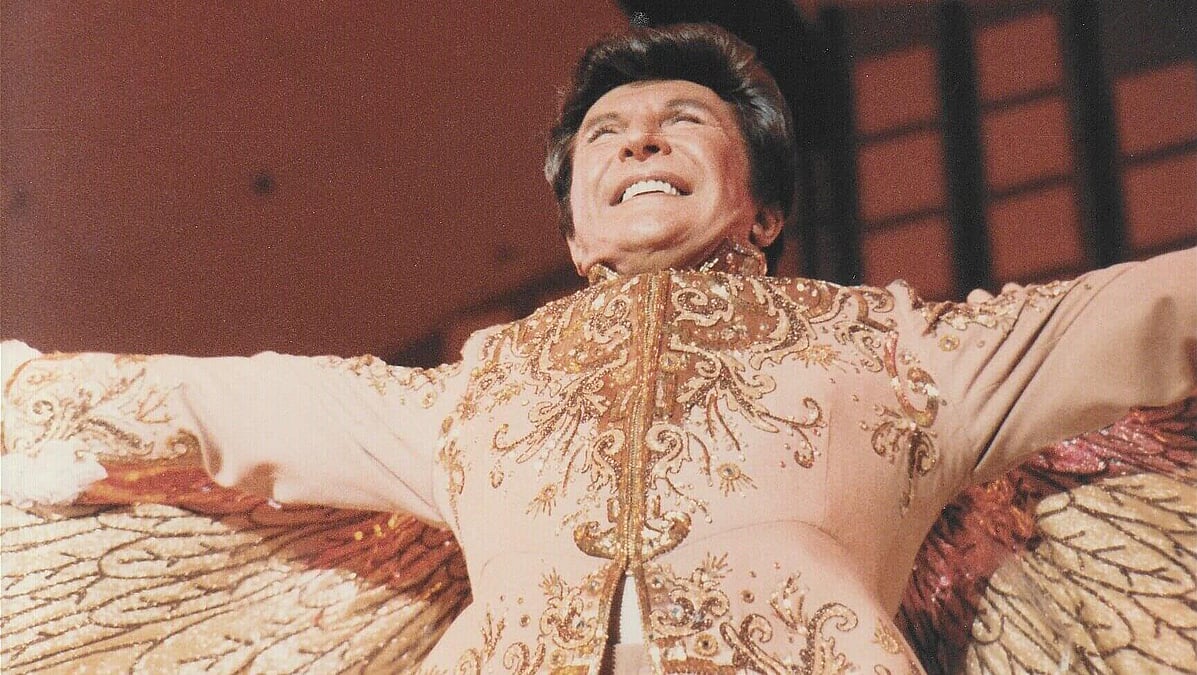 Liberace Day (February 4th) | Days Of The Year