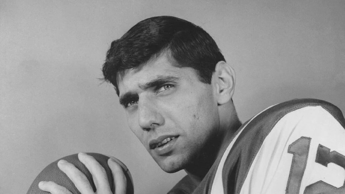 Joe Namath's birthday (May 31st, 1943) | Days Of The Year