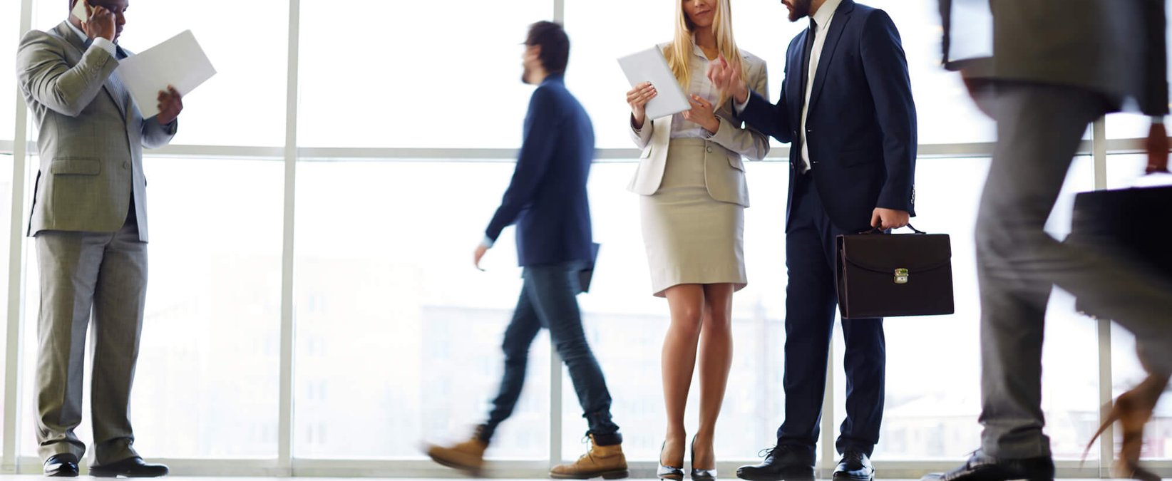 National Walk Around Things Day (April 4th) | Days Of The Year