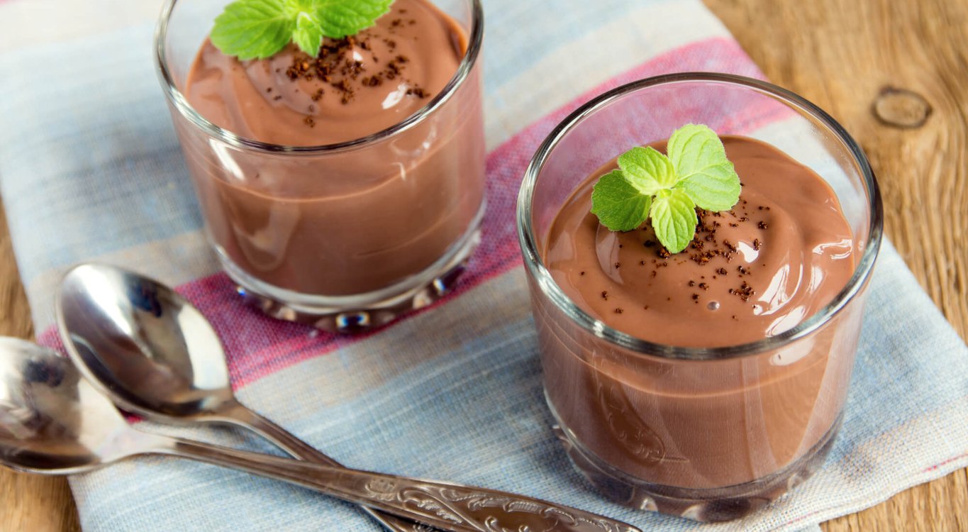 National Chocolate Macaroon Day (June 3rd) | Days Of The Year