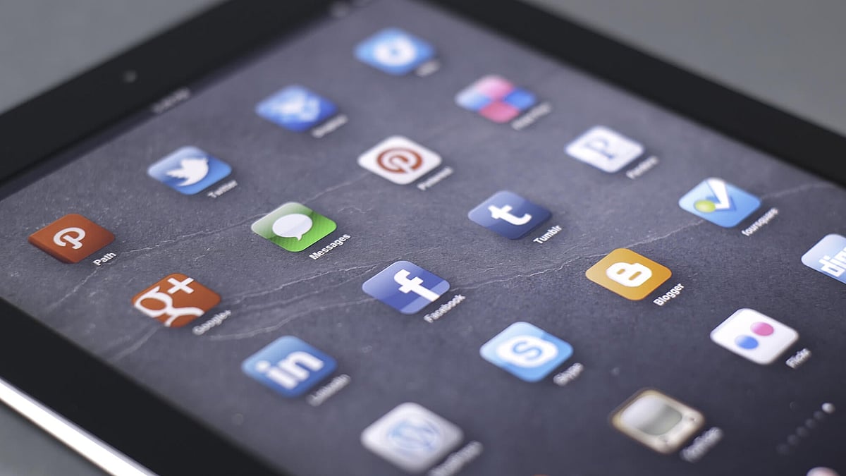 National Clean Your Virtual Desktop Day (October 20th, 2025) | Days Of ...