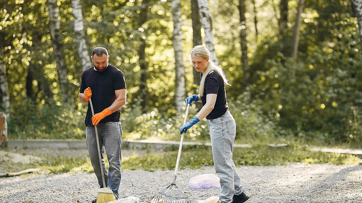 Keep America Beautiful Month (April 2026) | Days Of The Year