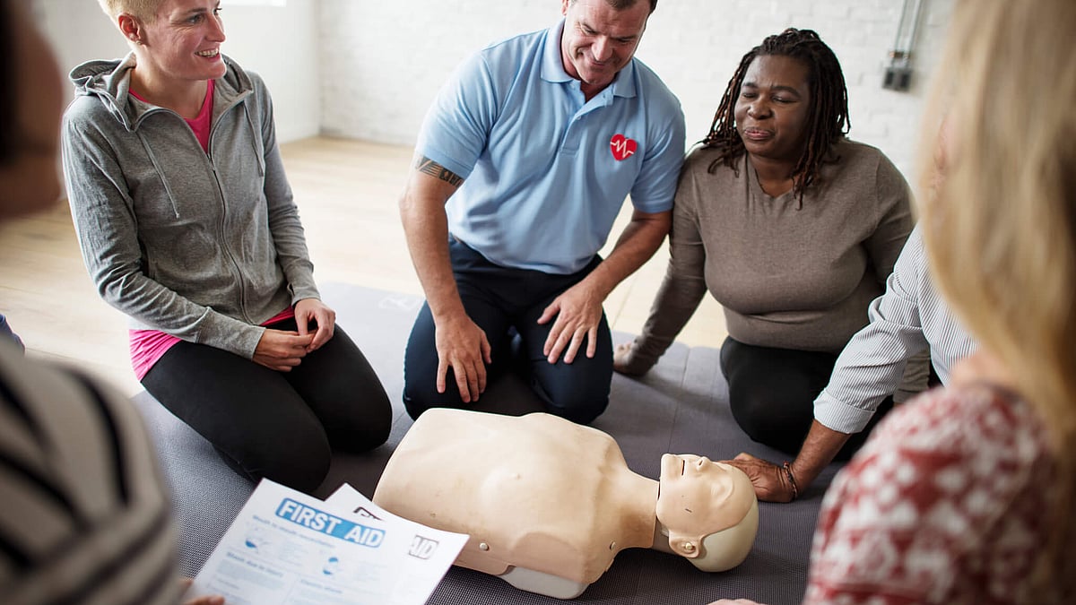 National CPR and AED Awareness Week (Jun 1st to Jun 7th) | Days Of The Year
