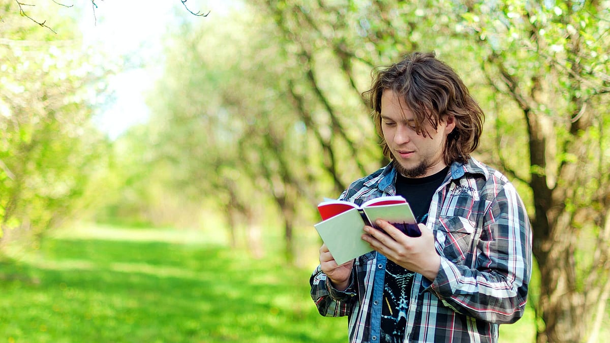 Poet's Day (August 21st) | Days Of The Year