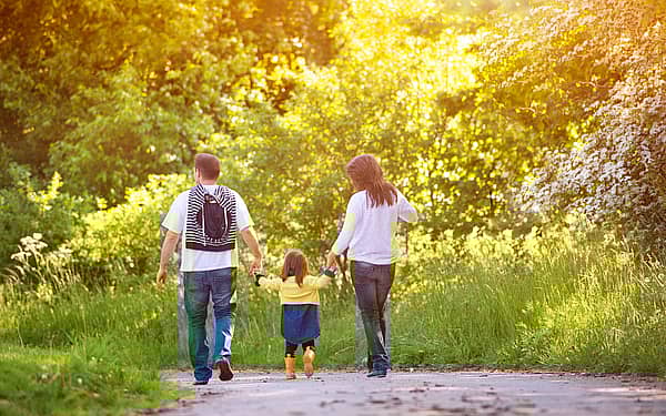Deskfast Day (April 12th) | Days Of The Year