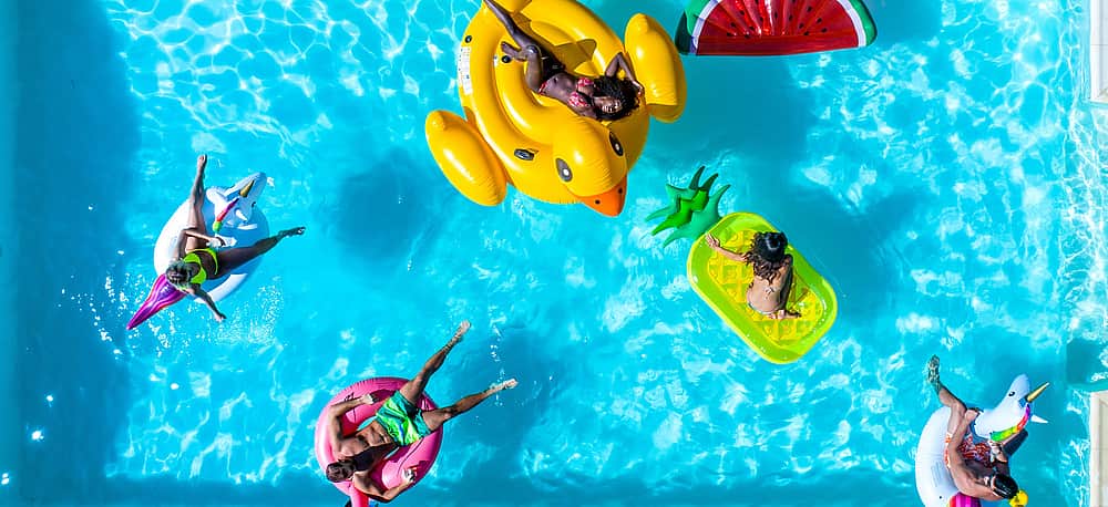 Hug an Australian Day (April 26th) | Days Of The Year