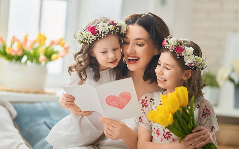 National Best Friends Day (June 8th) | Days Of The Year