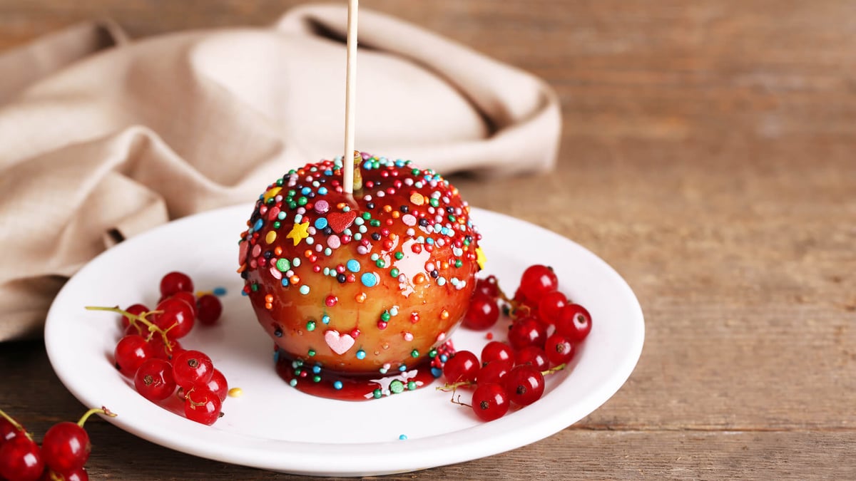 National Caramel Apple Day (October 31st) | Days Of The Year