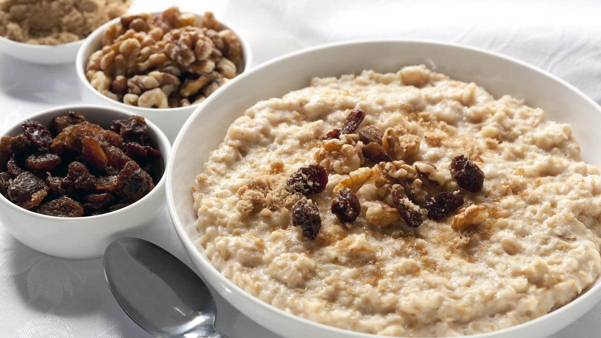 National Oatmeal Month (January 2025) | Days Of The Year