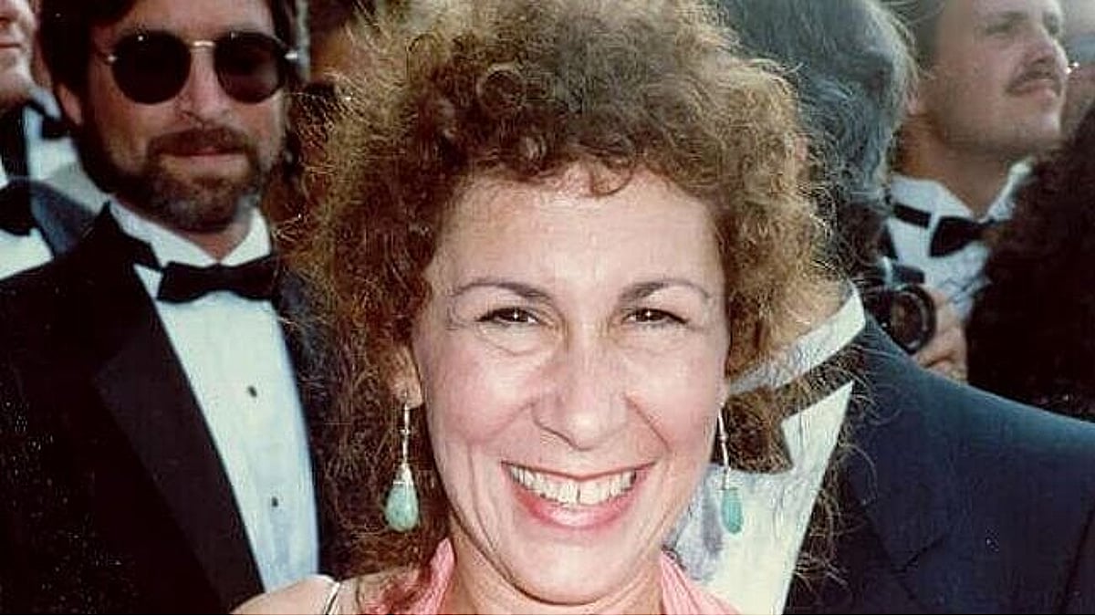 Rhea Perlman's birthday (Mar 31st, 1948) | Days Of The Year