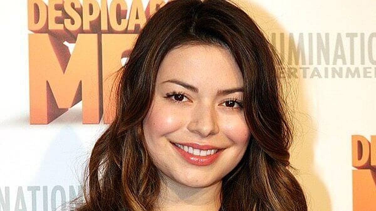 Miranda Cosgrove's birthday (May 14th, 1993) | Days Of The Year