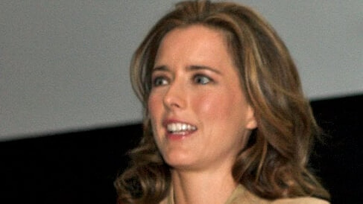 Téa Leoni's birthday (Feb 25th, 1966) | Days Of The Year